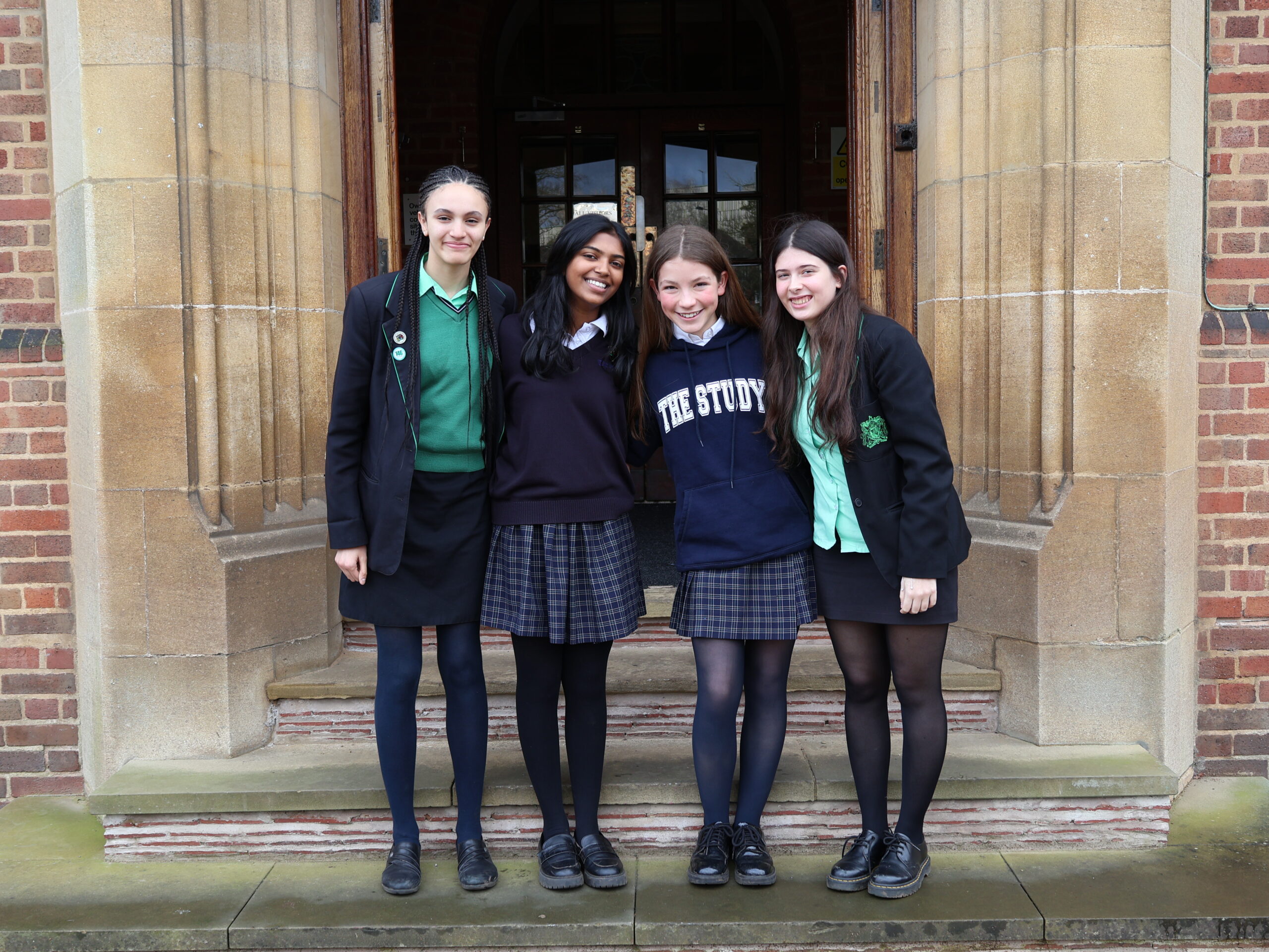 Exchanging Experiences from Montréal to the UK - King Edward's High ...